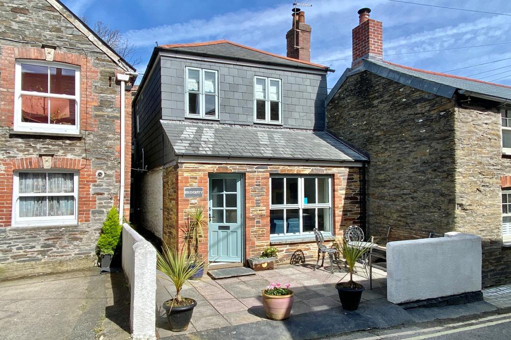 Serendipity, Padstow, PL28 3 bed detached house for sale - £675,000