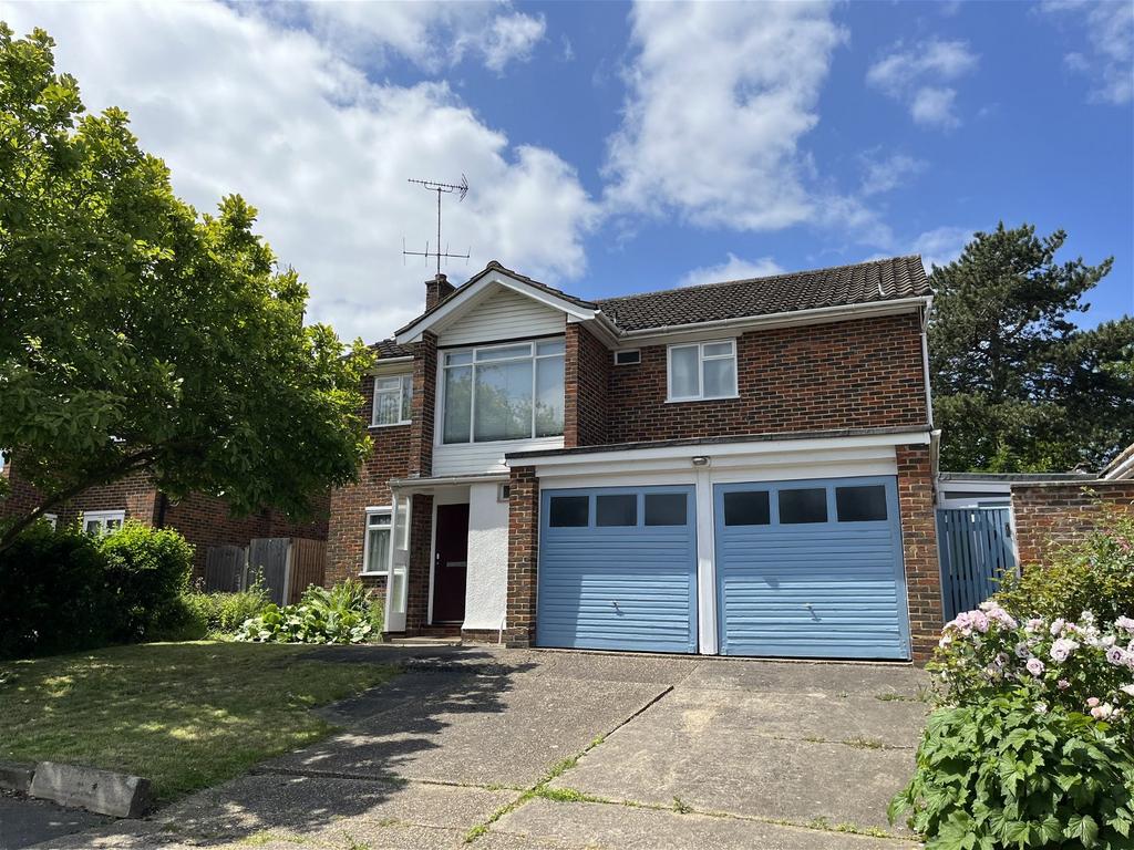 Albury Drive, Pinner 4 bed detached house - £1,100,000