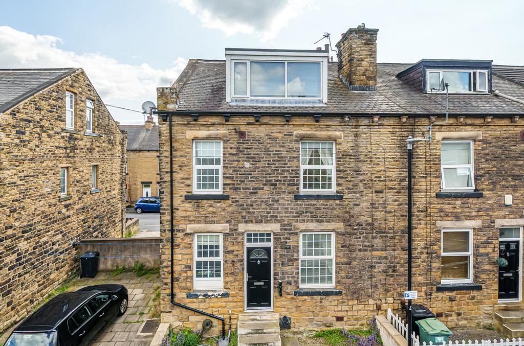 Eddison Street Farsley Pudsey West Yorkshire Ls28 2 Bed End Of