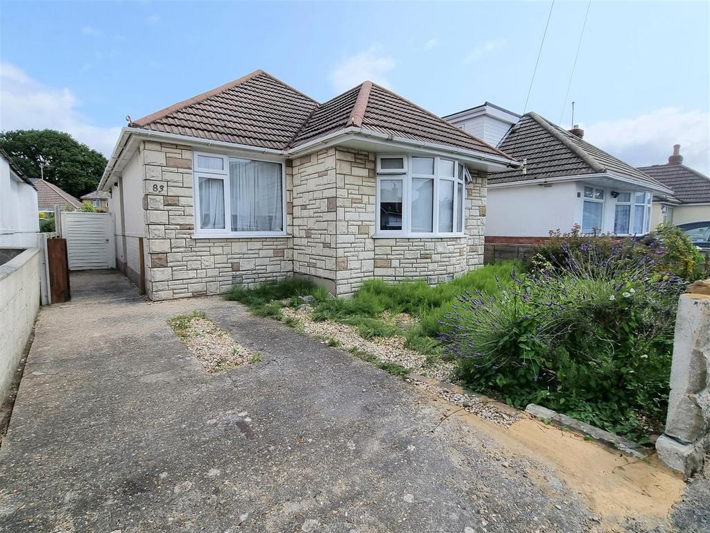 Beresford Road, Poole BH12 2 bed detached bungalow - £325,000