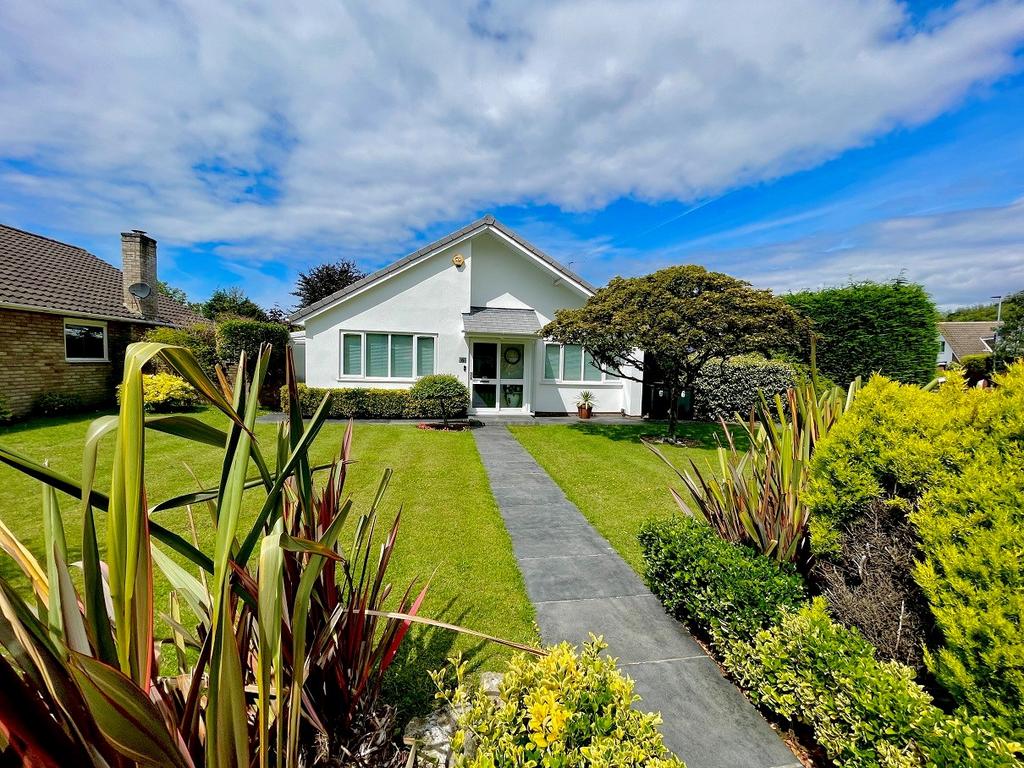 Holmwood Gardens Formby Liverpool L37 3 Bed Detached Bungalow 515 000