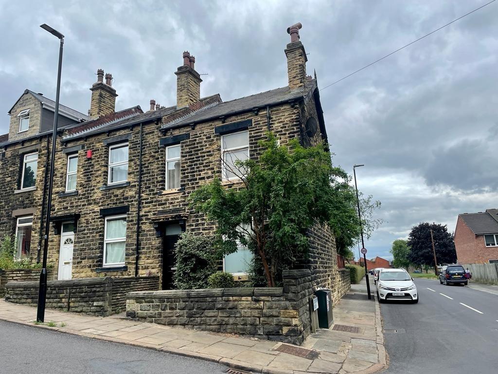 Hough Lane, Bramley 4 bed terraced house for sale - £199,999