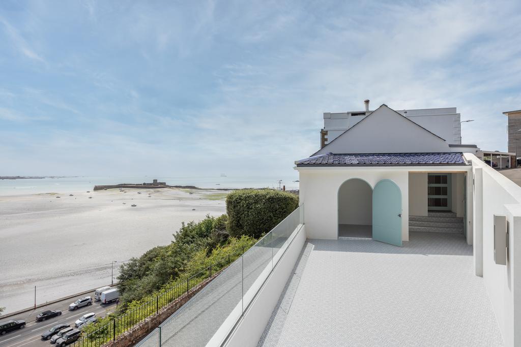 Le Mont De La Rocque, St. Brelade... 4 bed end of terrace house - £ ...