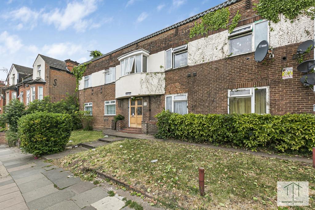 Neasden Lane, London NW10 2 bed flat for sale - £325,000