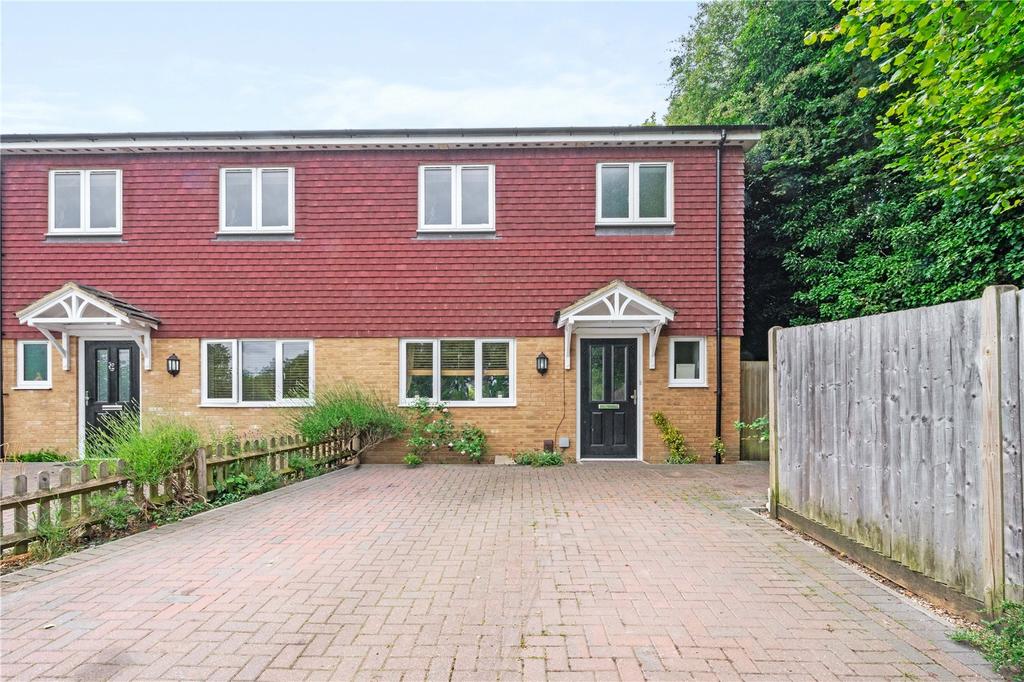 Wickham Gardens, Rusthall, TN4 3 bed semi-detached house - £485,000