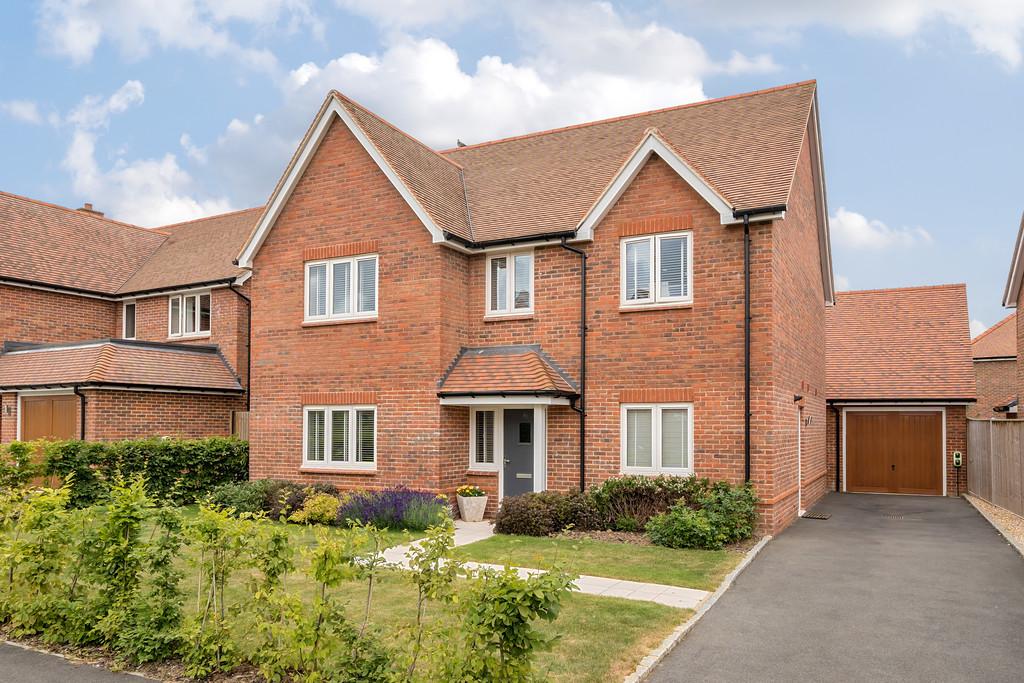 Thakeham - detached home 4 bed detached house for sale - £725,000