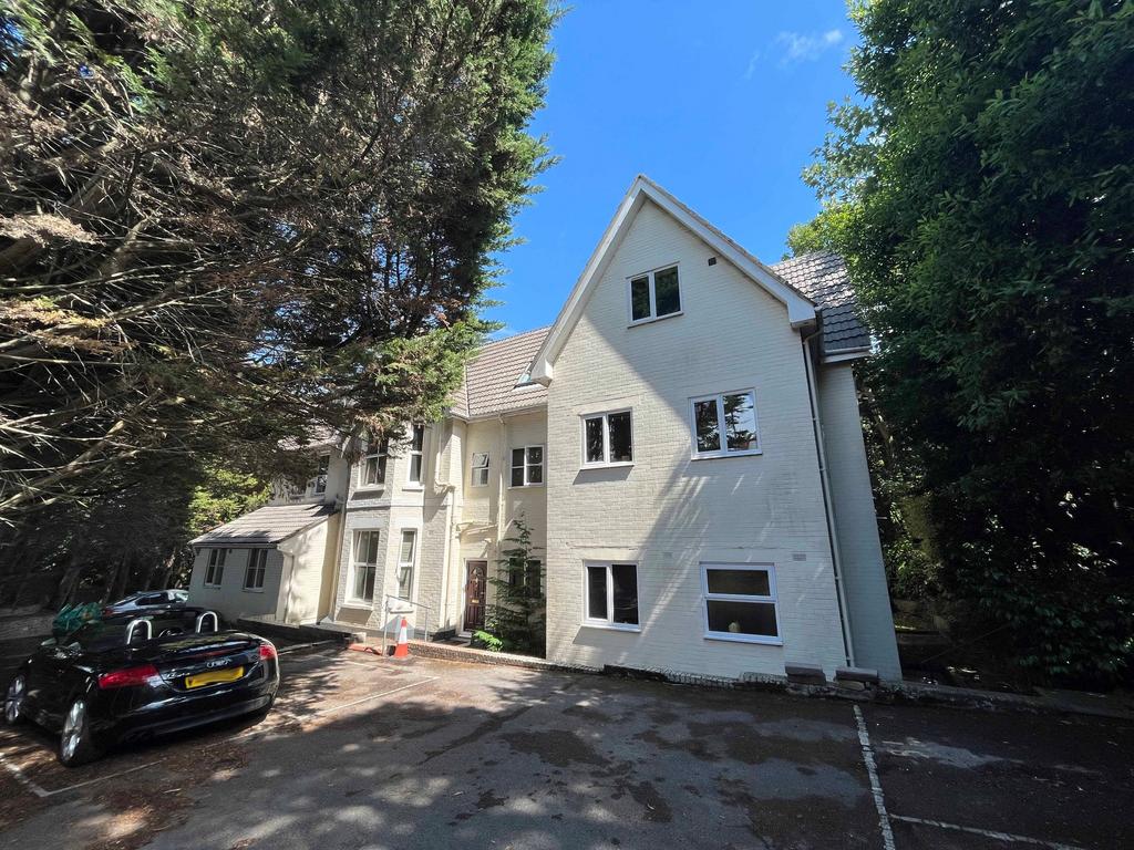 Crescent Road, Bournemouth Town Centre 1 bed flat for sale - £139,950