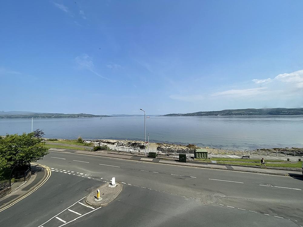 Marine Parade, Kirn, Dunoon, PA23 1 bed flat - £53,000