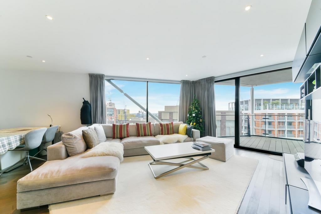 Riverlight One, Riverlight Quay... 2 bed flat to rent - £3,987 pcm (£920 pw)