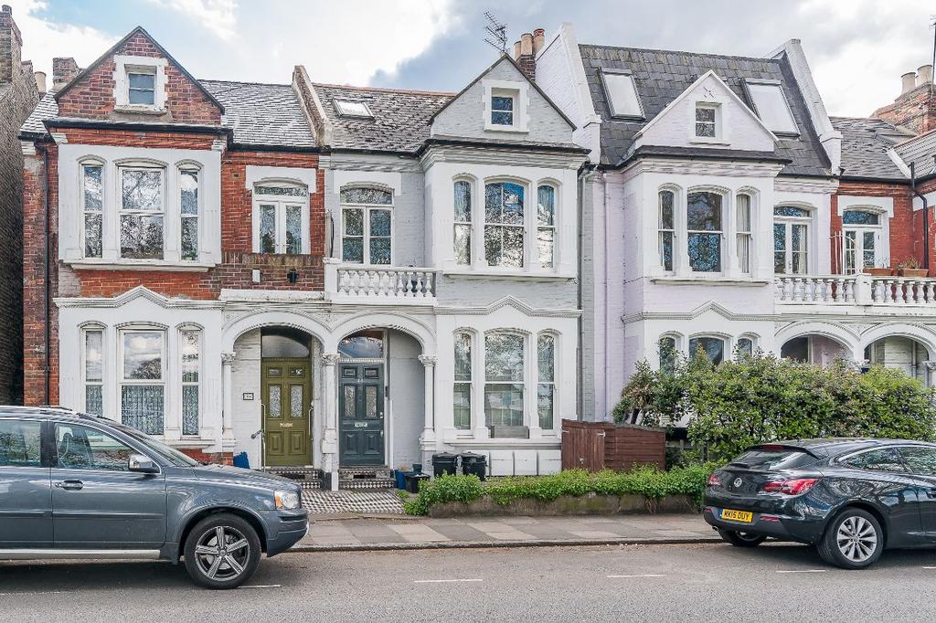 Rocks Lane, London 1 bed flat - £1,475 pcm (£340 pw)
