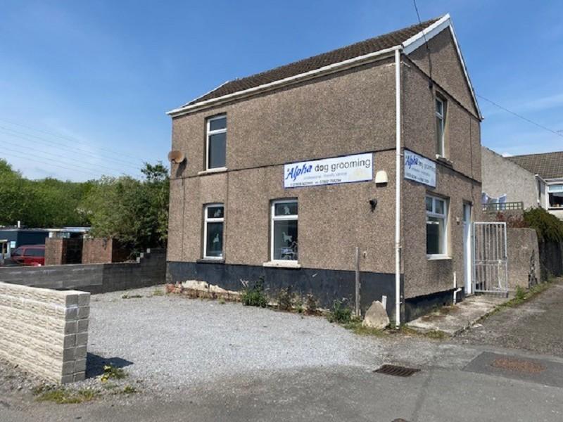 Station Road, Briton Ferry, Neath... 2 bed detached house - £100,000