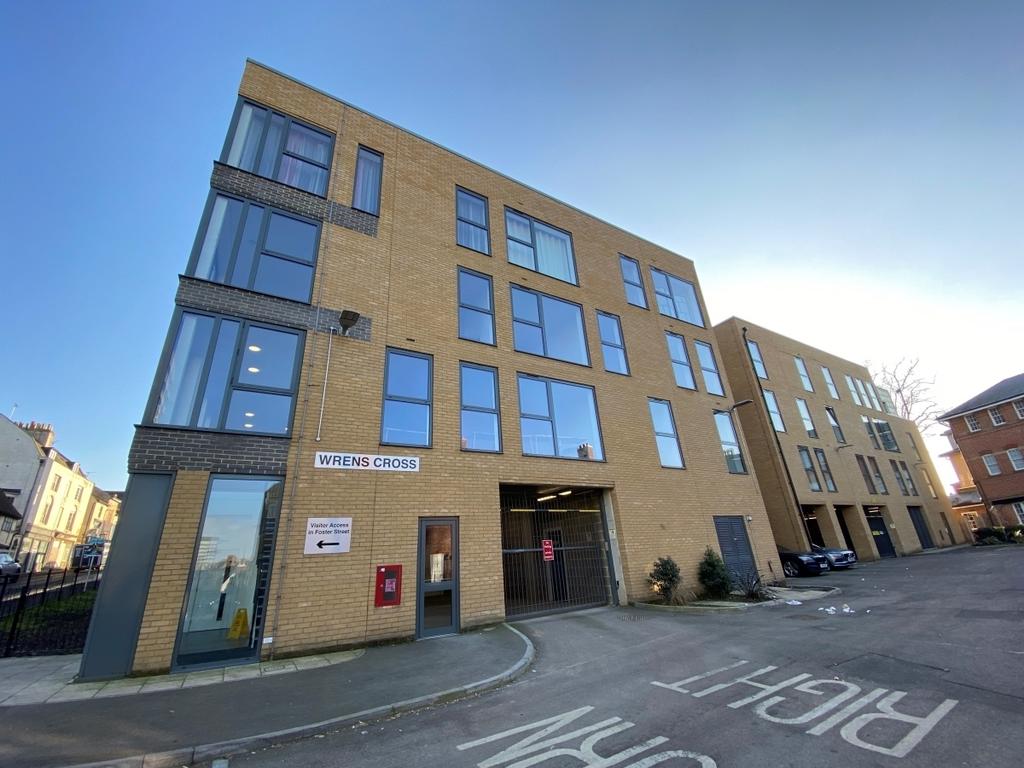 Upper Stone Street Maidstone ME15 2 bed flat - £1,250 pcm (£288 pw)