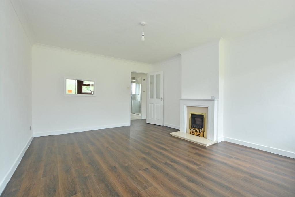 Woodside Park Avenue Horsforth Leeds West Yorkshire 2 Bed Bungalow