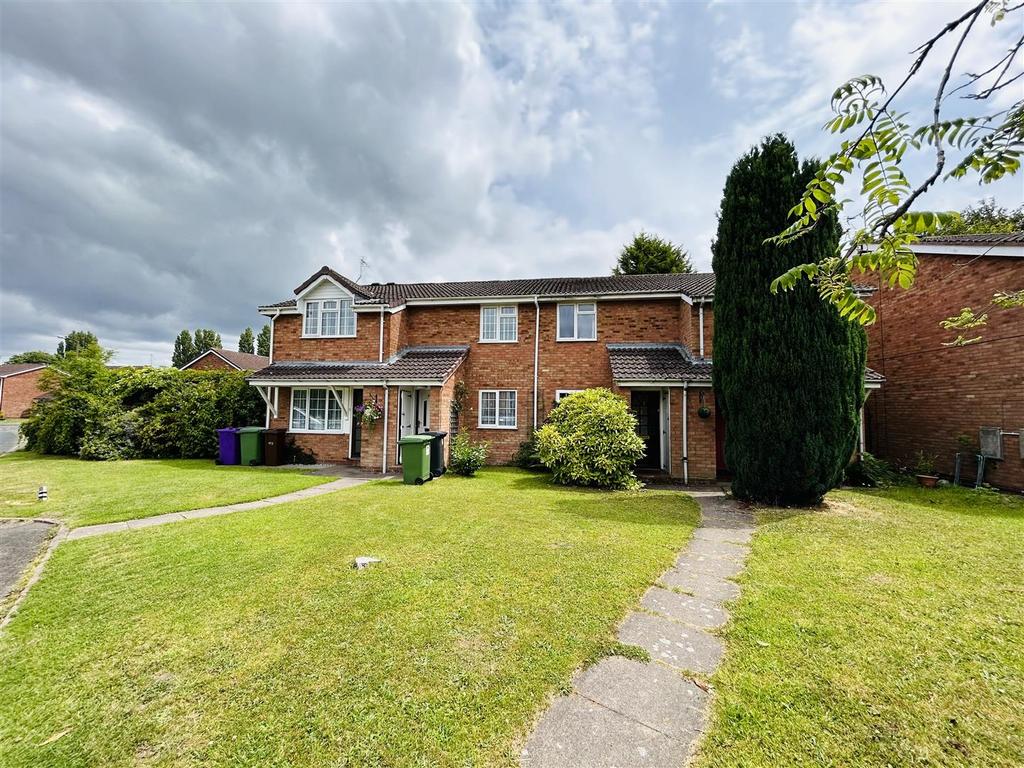 28 Talaton Close Pendeford 2 Bed Flat £750 Pcm £173 Pw