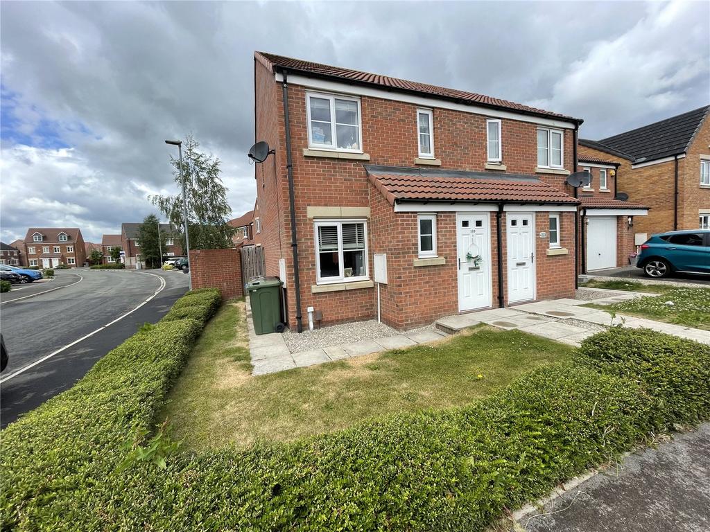 Ruby Street, Wakefield, West Yorkshire, WF1 2 bed semi-detached house ...