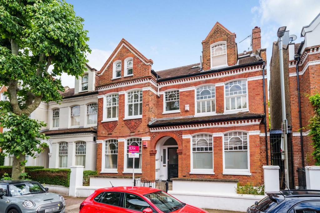 Dalebury Road, Tooting Bec 1 bed flat - £425,000