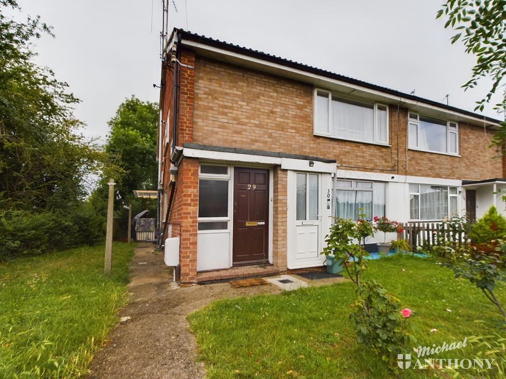 Hulbert End, Bedgrove 2 bed flat - £1,200 pcm (£277 pw)
