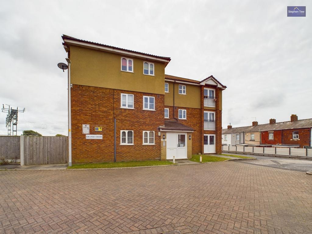 Crofters Mews, Blackpool, FY1 1 bed ground floor flat - £60,000