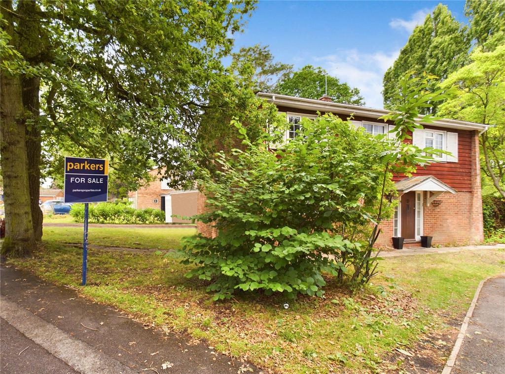 Auclum Close, Burghfield Common, Reading, RG7 4 bed detached house for ...