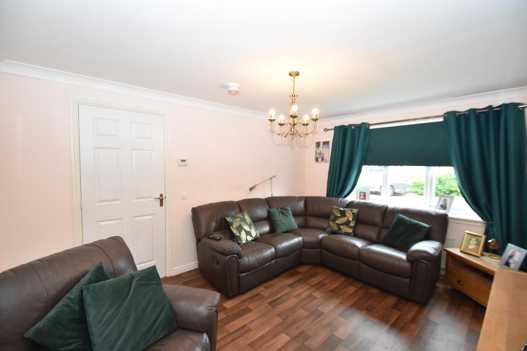Farm Wynd Woodilee Glasgow G66 3re 4 Bed Detached Villa For Sale £