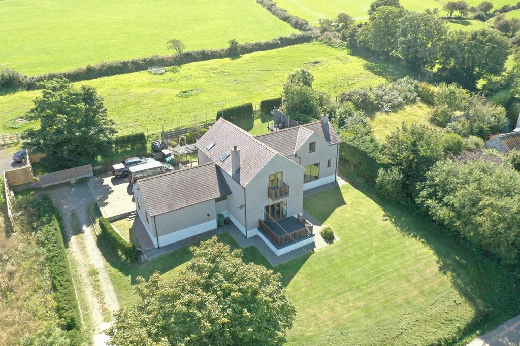 Llanfairynghornwy, Holyhead, Isle of Anglesey, LL65 4 bed detached ...