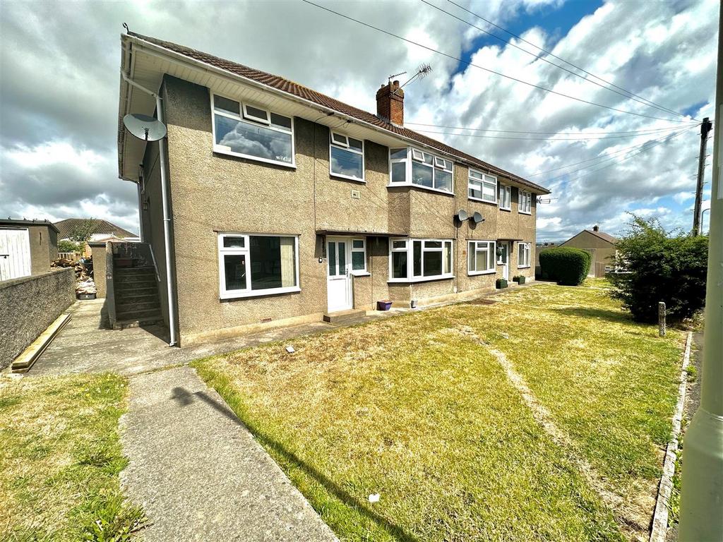 Hillsboro, Bridgend County Borough, CF31 4D 2 bed flat for sale - £99,950