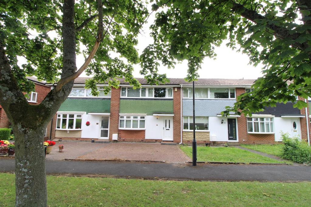 Denham Walk, Chapel House, Newcastle... 3 bed terraced house - £185,000