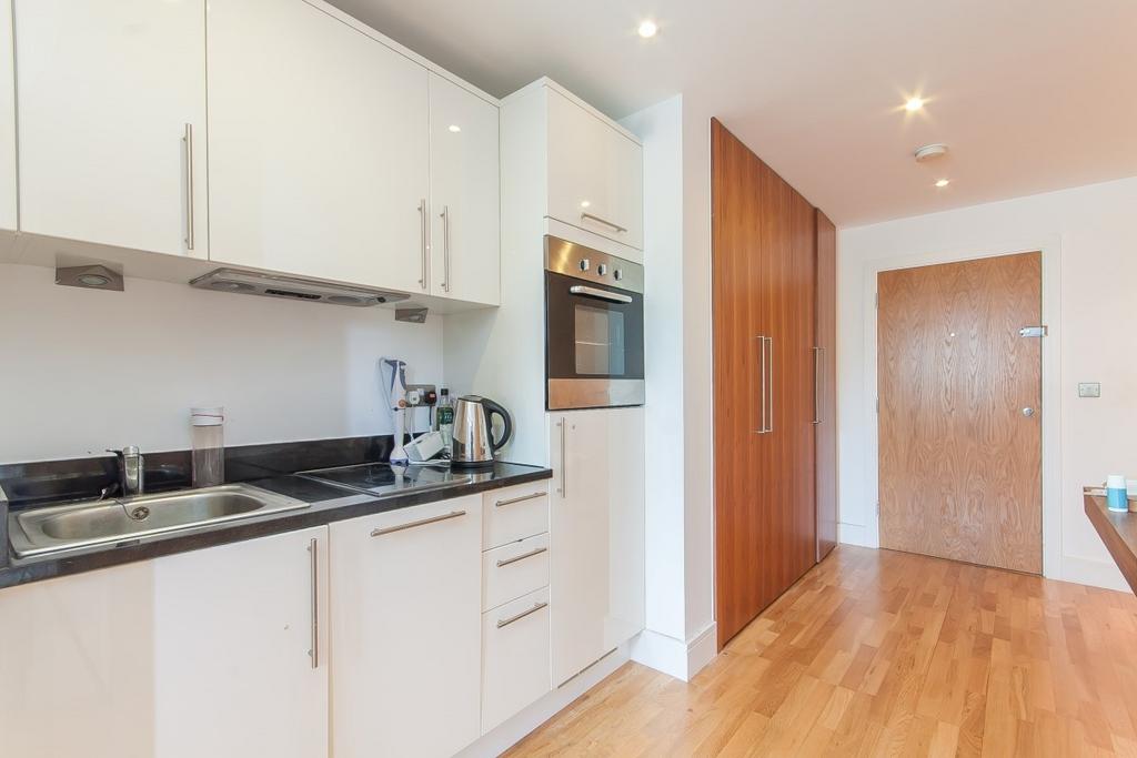 Indescon Square, Canary Wharf, E14 Studio - £1,733 pcm (£400 pw)