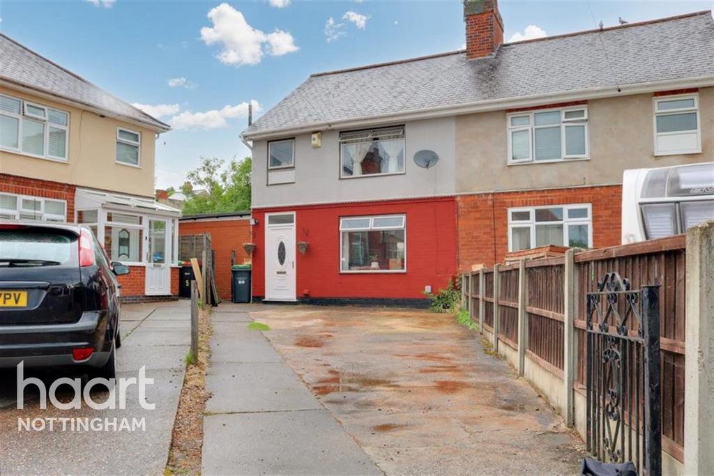 Windmill Grove, Hucknall, NG15 4 bed semi-detached house - £1,200 pcm ...