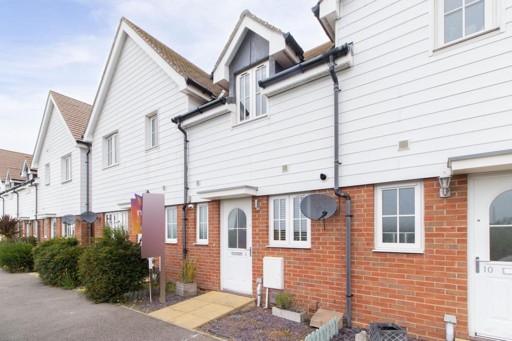 Manston Way Walk, Margate, CT9 2 bed terraced house - £245,000
