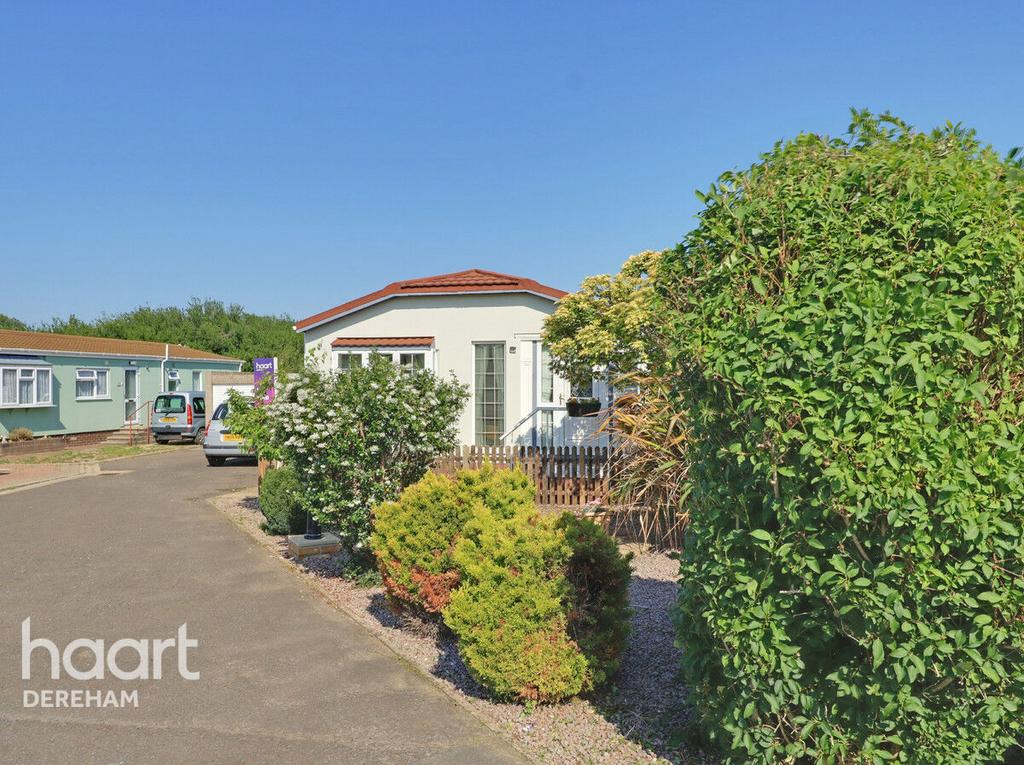 Redhill Park, Redhill Lane, Watton, Thetford 2 bed park home for sale ...
