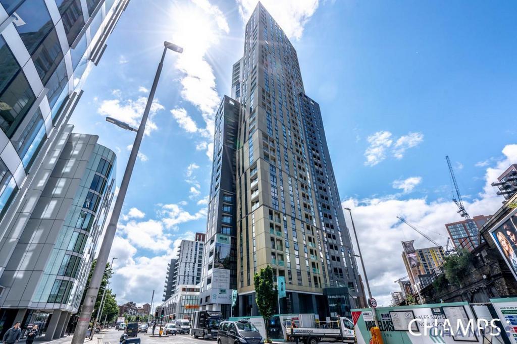 Gladwin Tower, 50 Wandsworth Road, SW8 1 bed flat - £3,163 pcm (£730 pw)