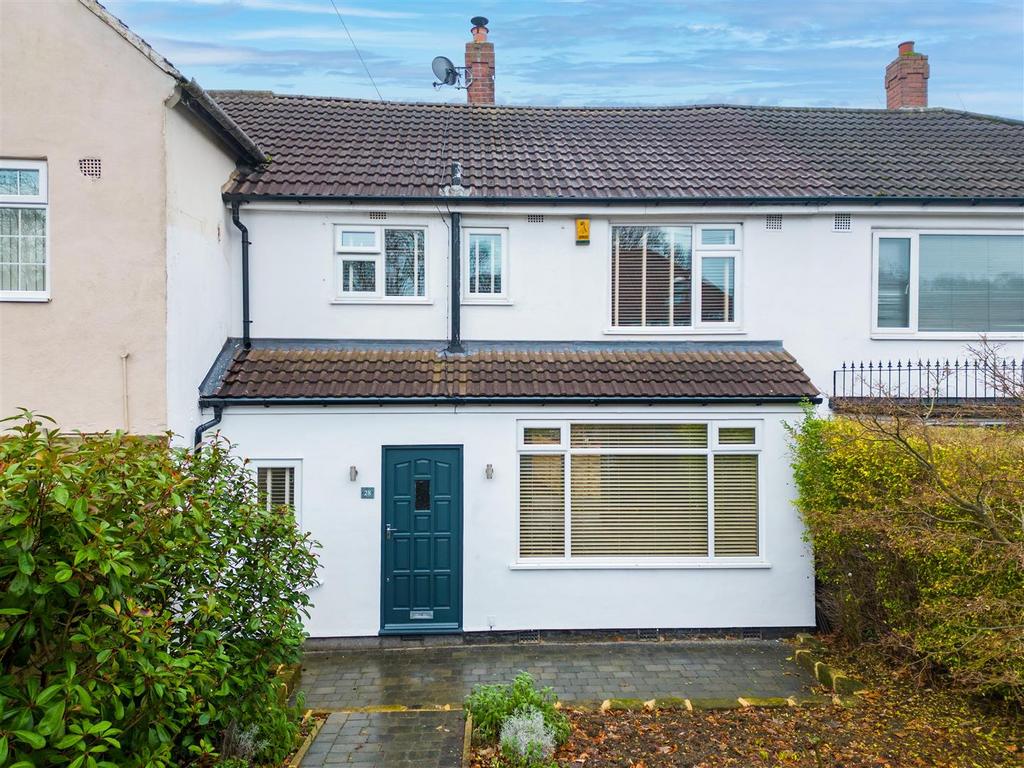 The Grove, Leeds LS17 3 bed terraced house - £350,000
