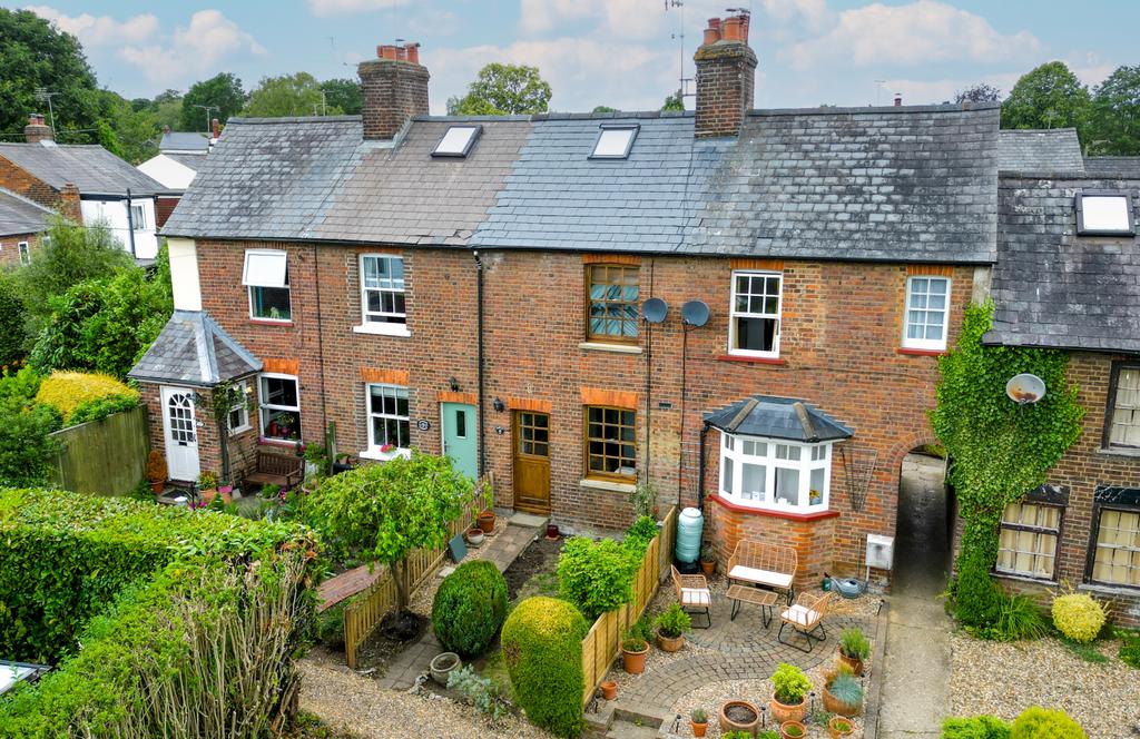 Nursery Terrace, Potten End... 1 bed terraced house - £330,000
