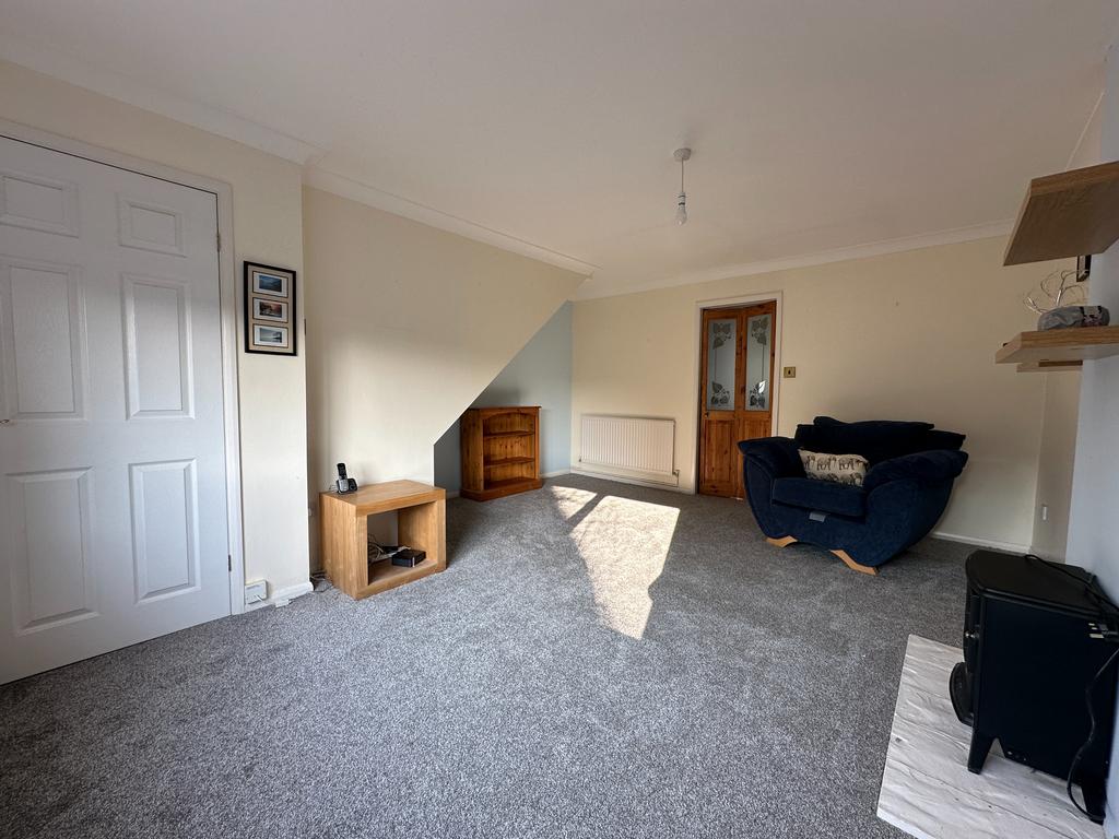 Ripon Close Grantham Ng31 3 Bed Semi Detached House For Sale £190 000
