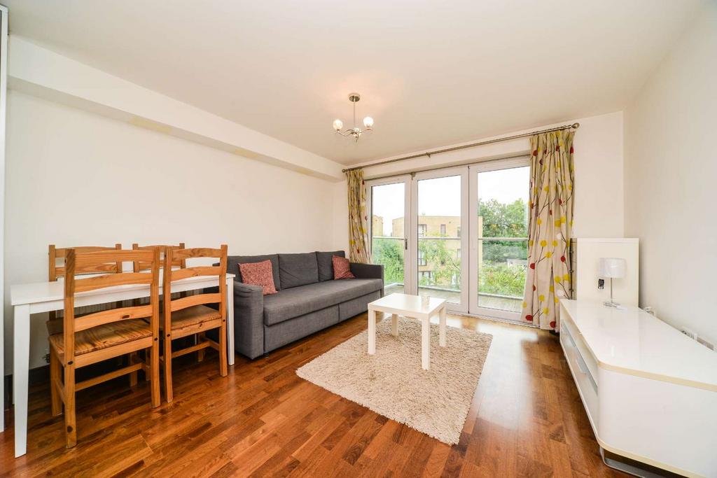 Kings Mill Way, Uxbridge, Middlesex 1 bed flat - £1,400 pcm (£323 pw)