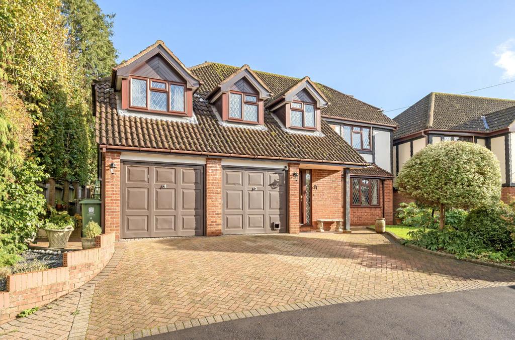 Woodpecker Copse, Locks Heath... 5 bed detached house for sale - £650,000