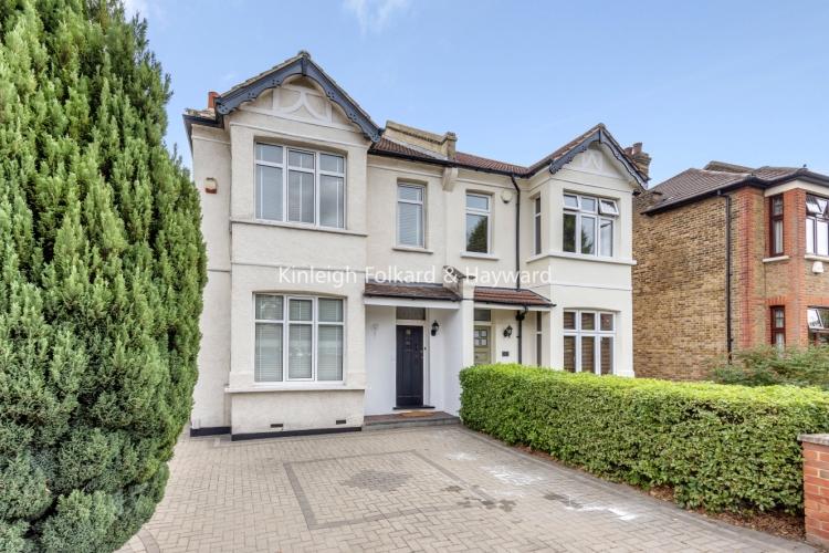 Green Lane Eltham SE9 3 bed house to rent - £2,800 pcm (£646 pw)