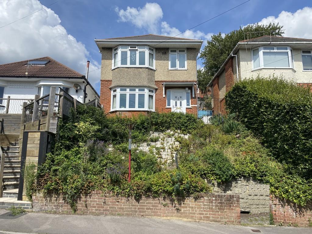 Ponsonby Road, Alexandra Park 3 bed detached house for sale - £375,000