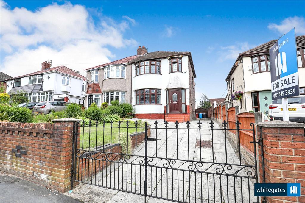 Blue Bell Lane, Liverpool... 3 bed semi-detached house for sale - £180,000
