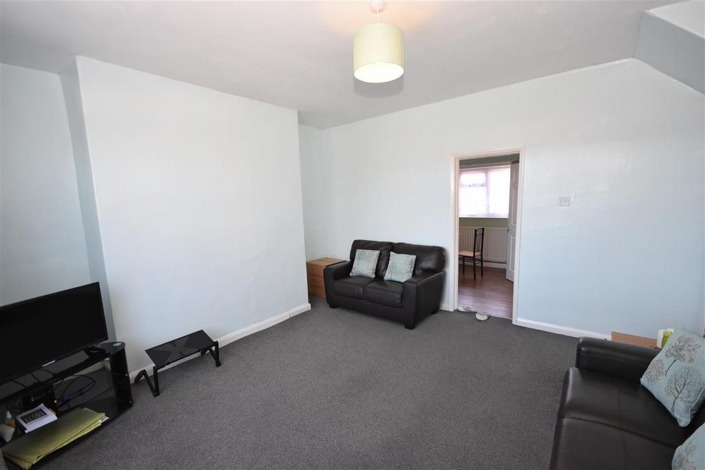 Walker Street Bowburn 2 Bed Terraced House £575 Pcm £133 Pw