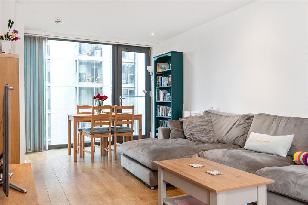 Waterside Way, London, N17 1 bed apartment - £375,000