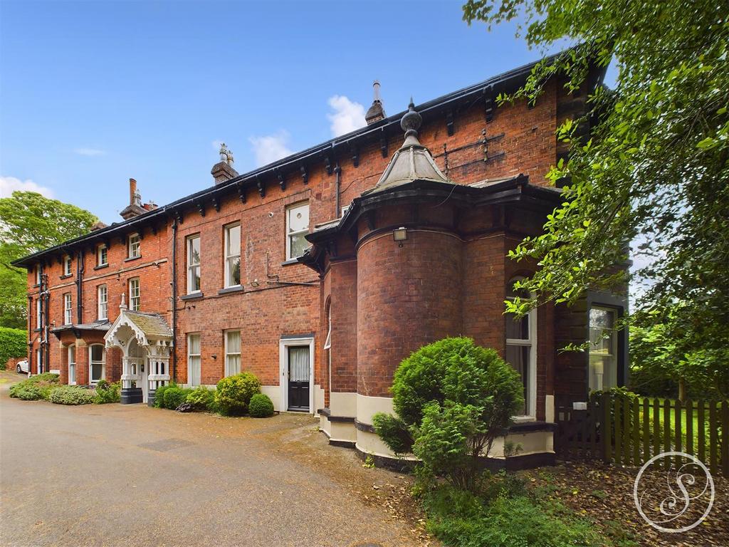 Chapel Allerton hall, Leeds 1 bed flat - £142,000