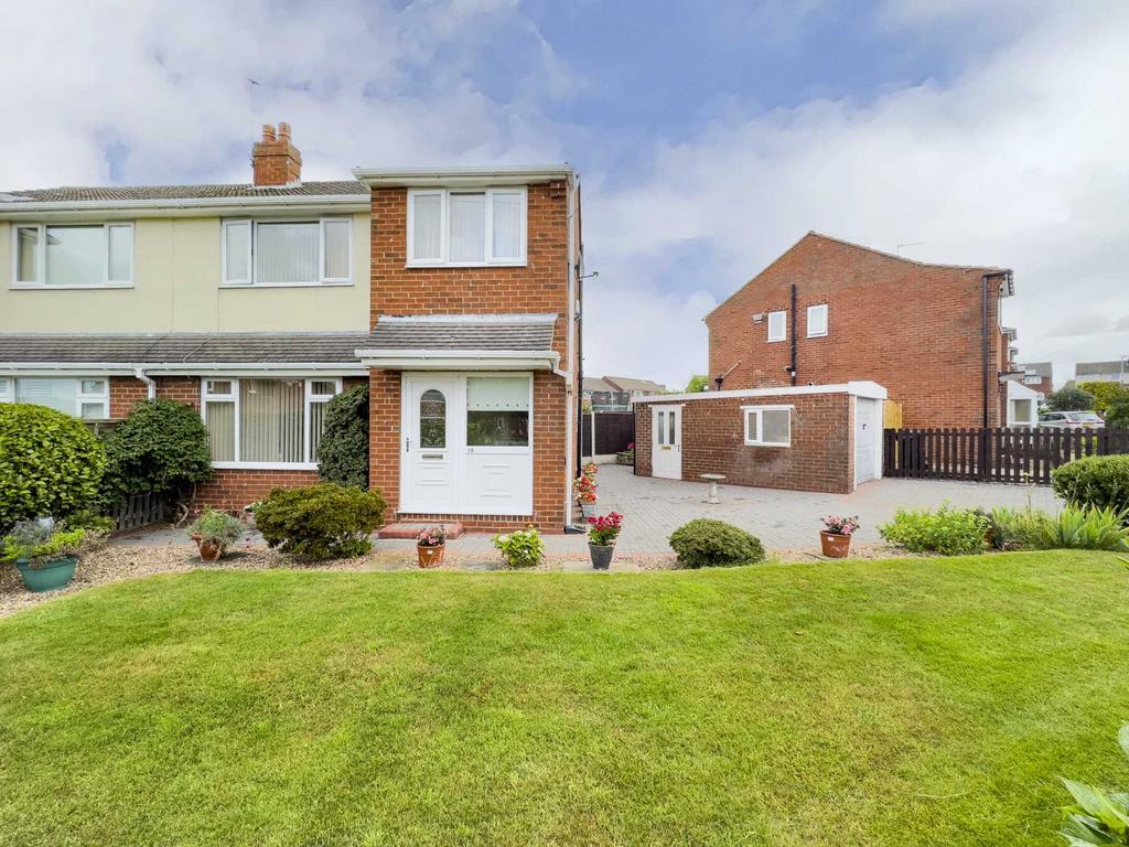 Rectory Drive, Batley 3 bed semi-detached house - £255,000