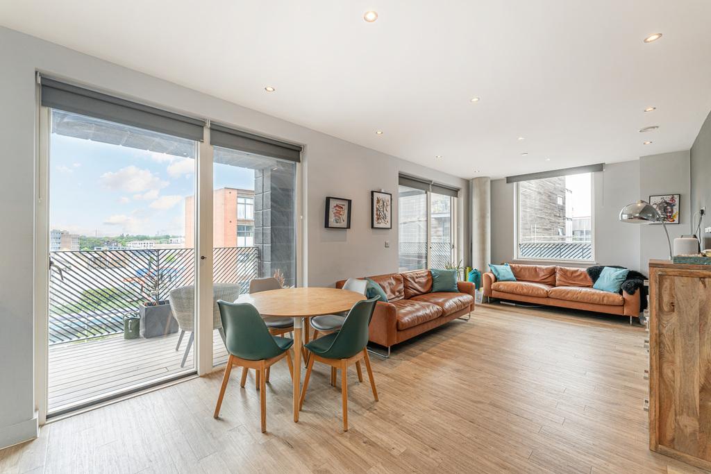 Lanterna Court, Hackney Wick E3 2 bed flat - £625,000