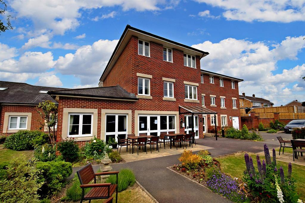 IMBER COURT - George Street, Warminster 1 bed apartment for sale - £125,000