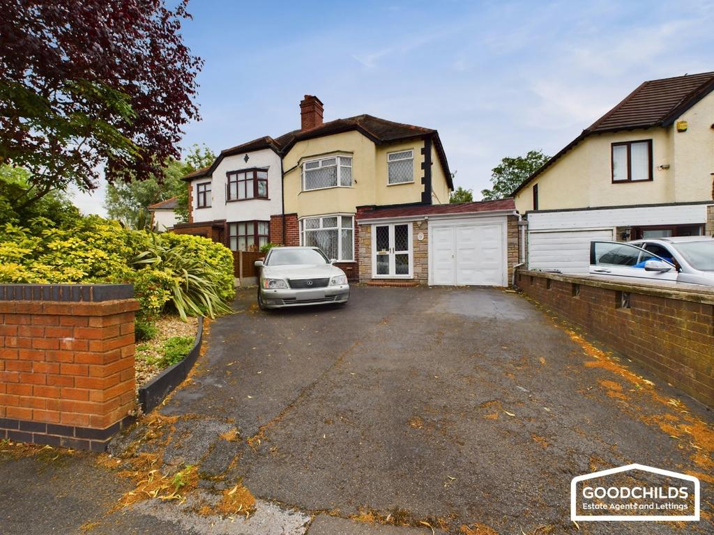Broadstone Avenue, Leamore, Walsall, WS3 3 bed semi-detached house - £ ...