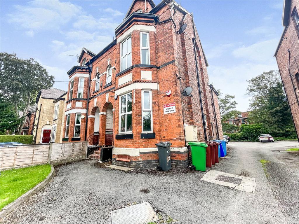19 Clyde Road, Manchester, M20 2 bed flat - £1,400 pcm (£323 pw)