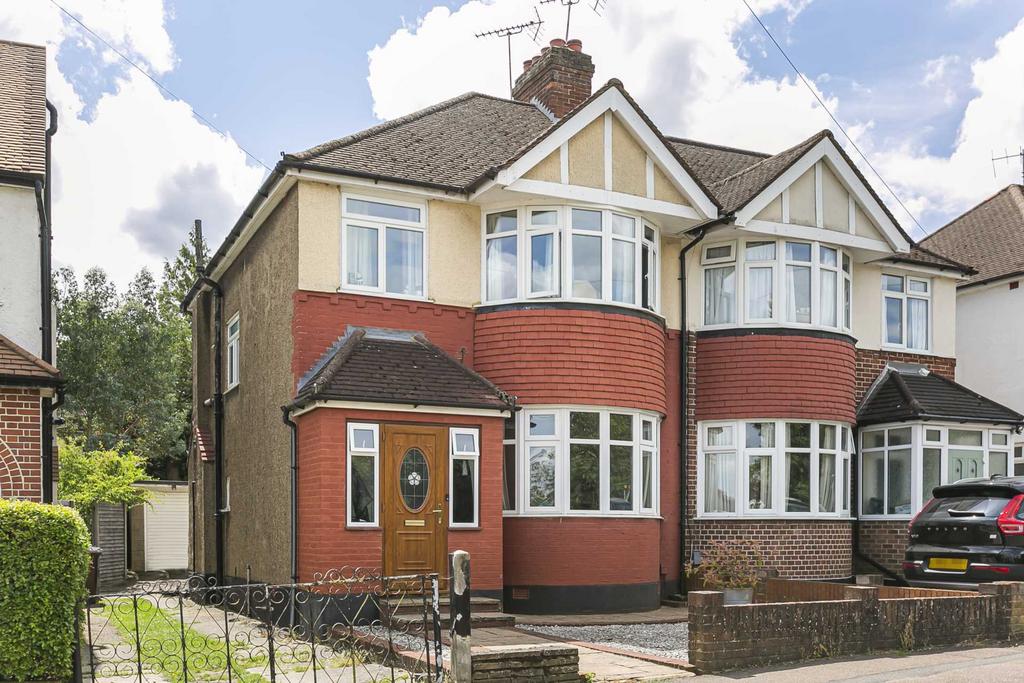 Mutton Lane, Potters Bar 3 bed semi-detached house - £595,000