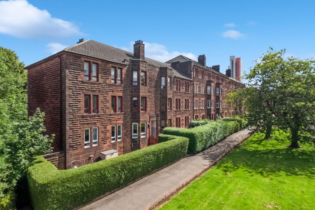 Great Western Road Flat 2 2 Anniesland Glasgow G13 2tl 3 Bed
